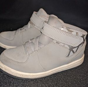 Nike Shoes | Girls Nike Size 8 Sneakers | Poshmark